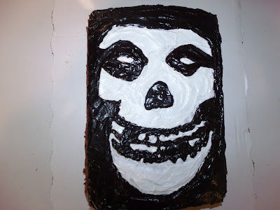 The Hillbilly Princess Diaries: Misfits Skull Cake!