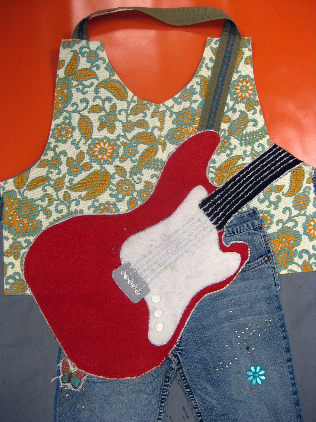 Cassie Stephens: DIY: The Rock Star Apron