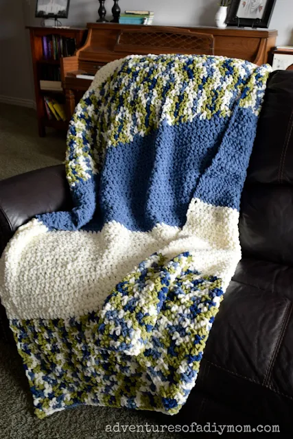 Easy Crochet Blanket Tutorial - Adventures of a DIY Mom