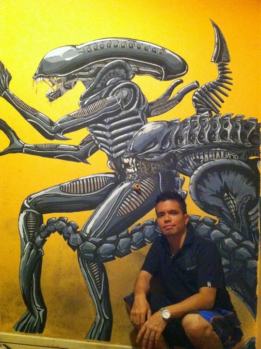 Malaysian Mural Artist, Stuart Lim: Bedroom - Alien Mural :Alien vs ...