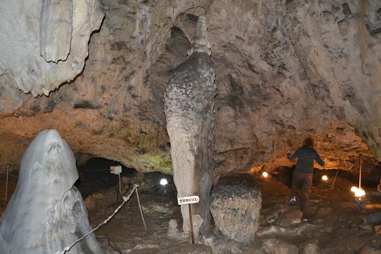 Pestera Muierilor - Turcul