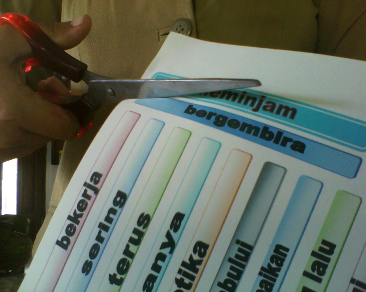 Diary Wien's: STICK ES CREAM SEBAGAI MEDIA PEMBELAJARAN BAHASA INDONESIA