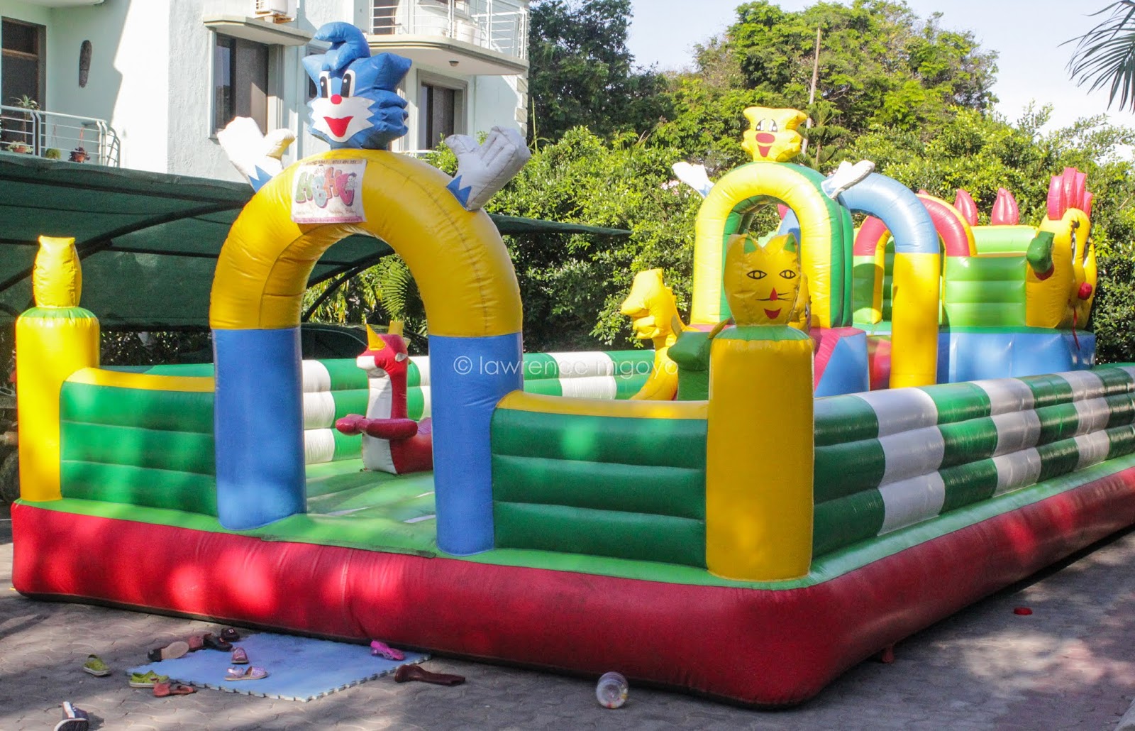 PLAYING ITEMS FOR HIRE / LOOK BOOK