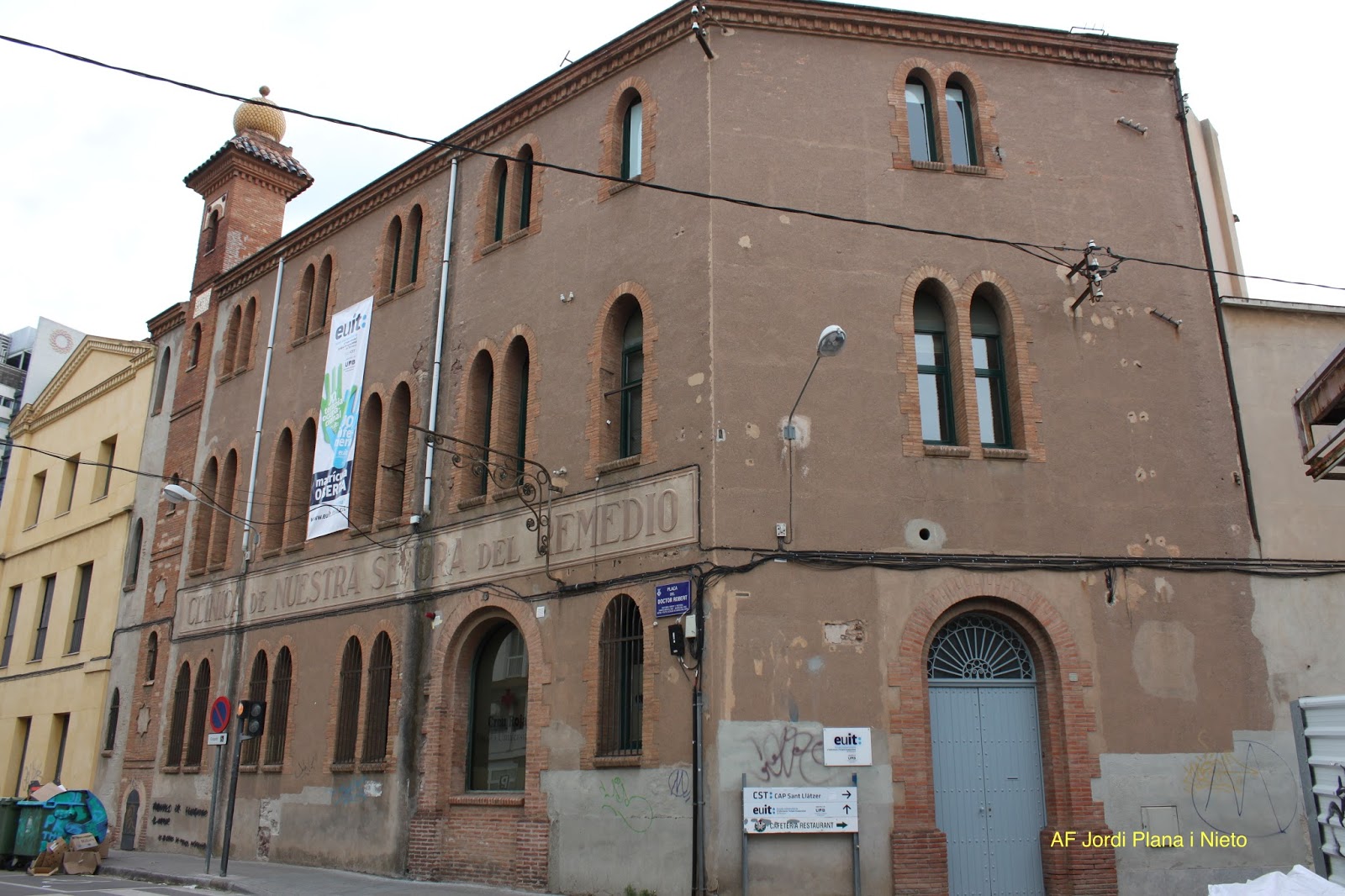 Passejant per Terrassa: CLÍNICA DEL REMEI