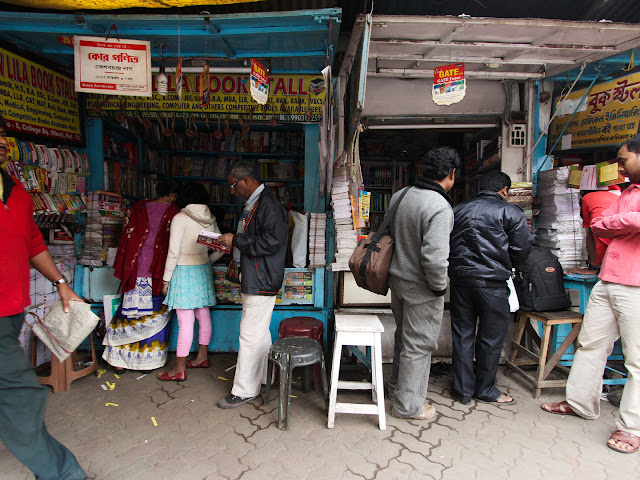 Hello Talalay: Book Stalls In Kolkata