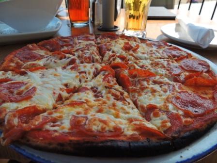 Teena in Toronto: Sunnyside Pavilion Café, Toronto, ON