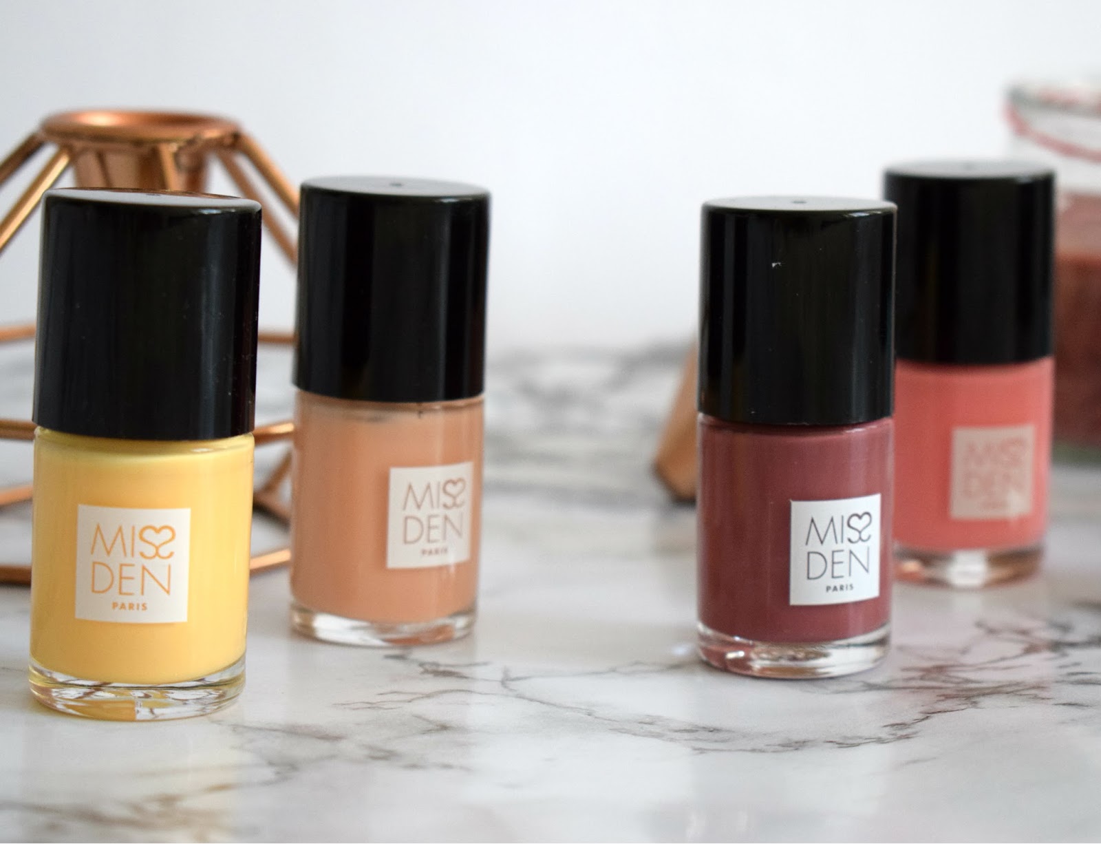 Merveille Beauté: Des ongles pastels et colorés avec Miss Den