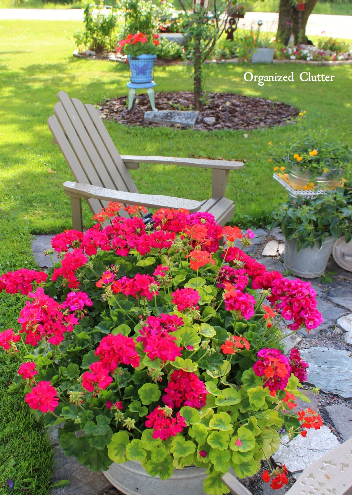 YARD OF FLOWERS 2015 Garden Tour - Organized Clutter