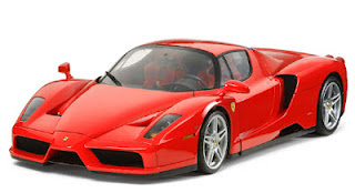 paper crafting: Enzo Ferrari Supercar