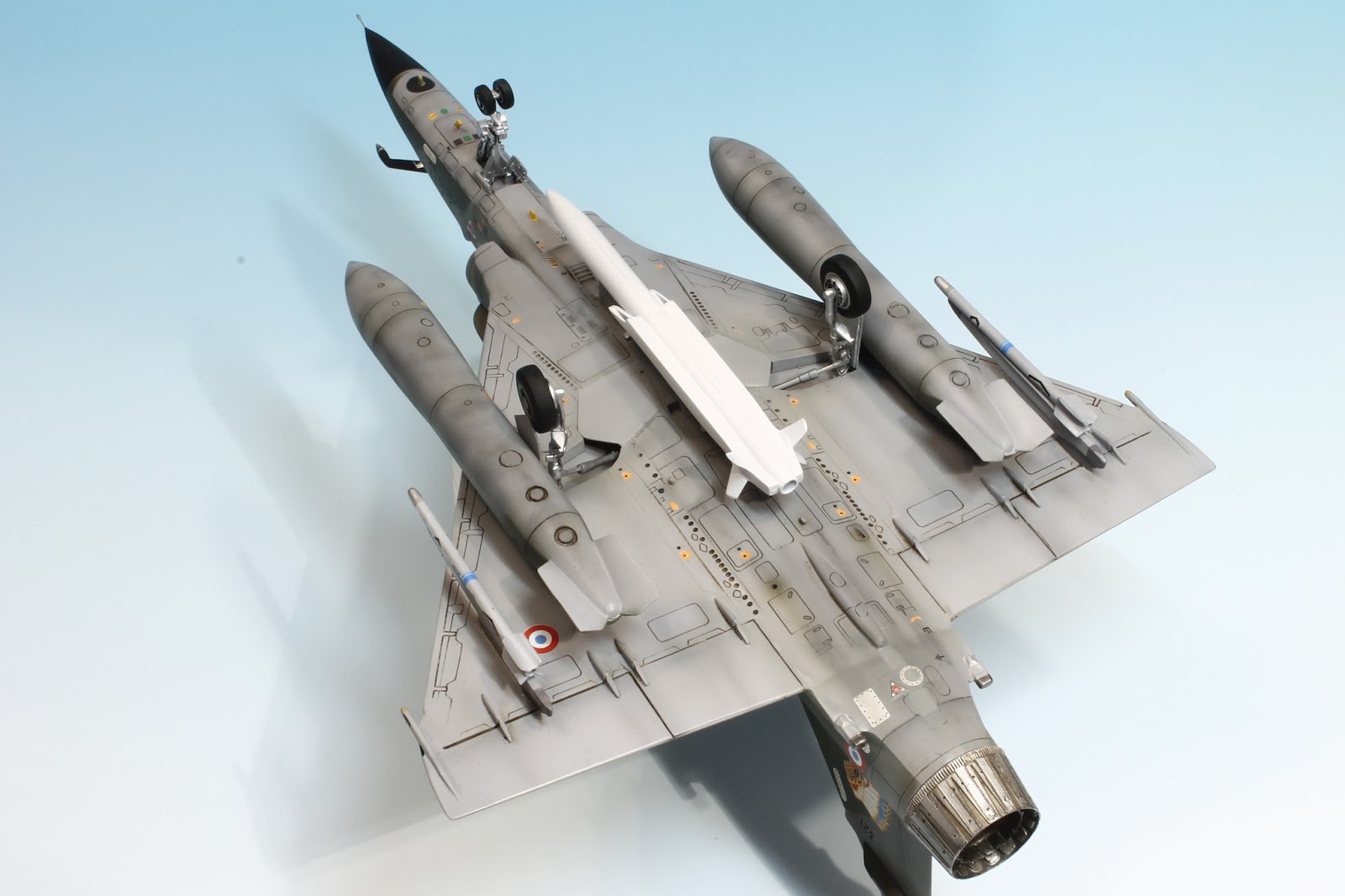 Istvan Michalko's scale models: Dassault Mirage 2000N - Heller, 1/48 ...