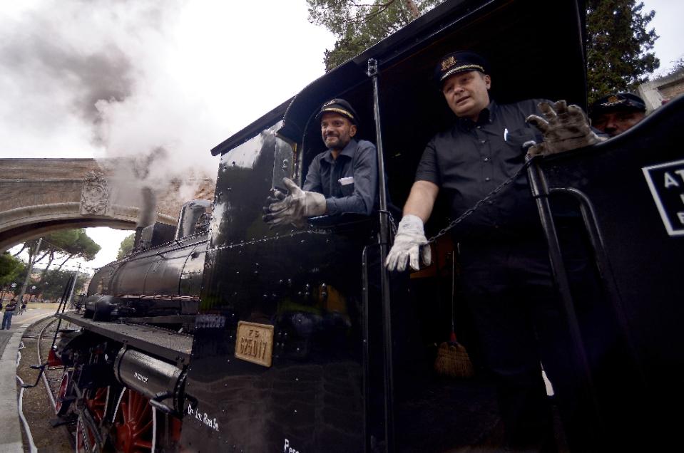 Cempaka Land, Water and Air: All aboard the Vatican train for pope's ...