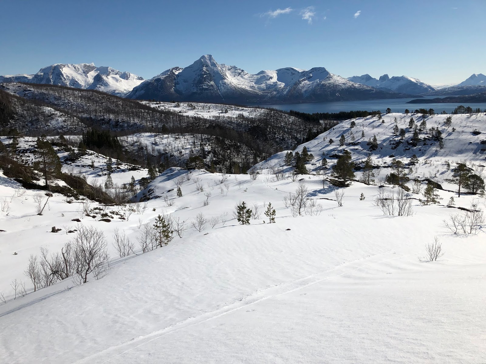 Steigenvandrer: 9/4-19 Rundtur Botnfjellet