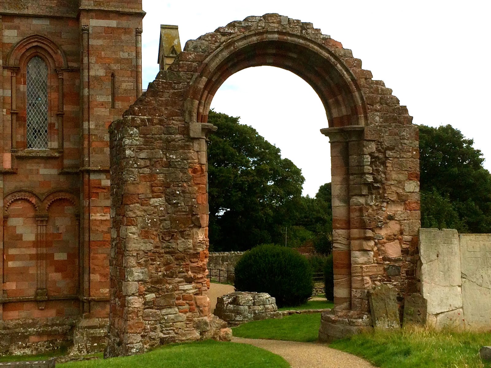 Days out in the Borders : Coldingham Priory