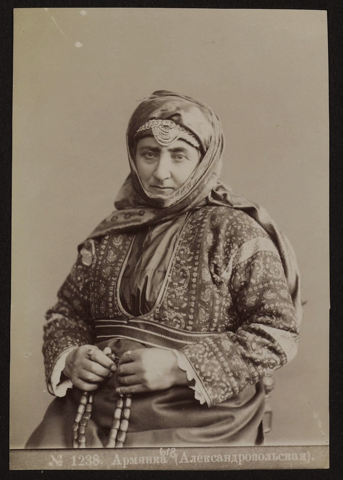 Eshkol HaKofer: "The Henna is Here, Mix It": Armenian Traditions of ...