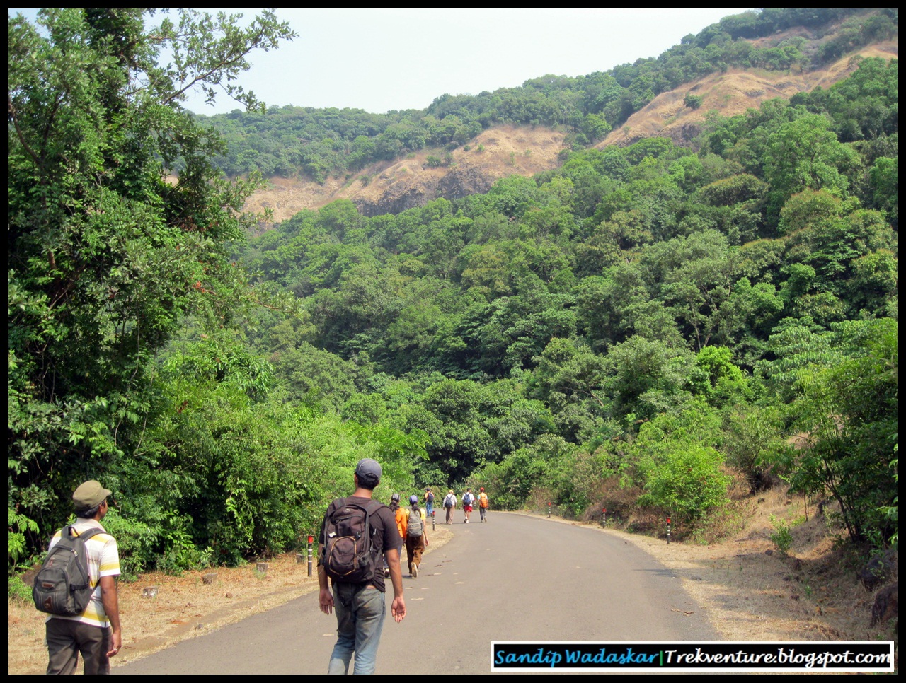 माझी मुशाफिरी... A trekker's photodiary by Sandip Wadaskar ...
