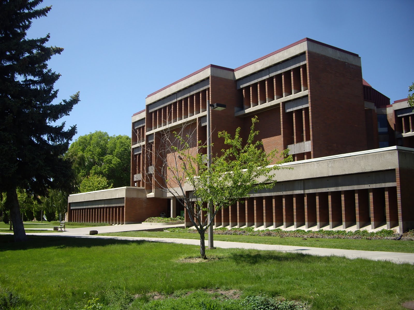 Ellensburg Today: CWU campus building.