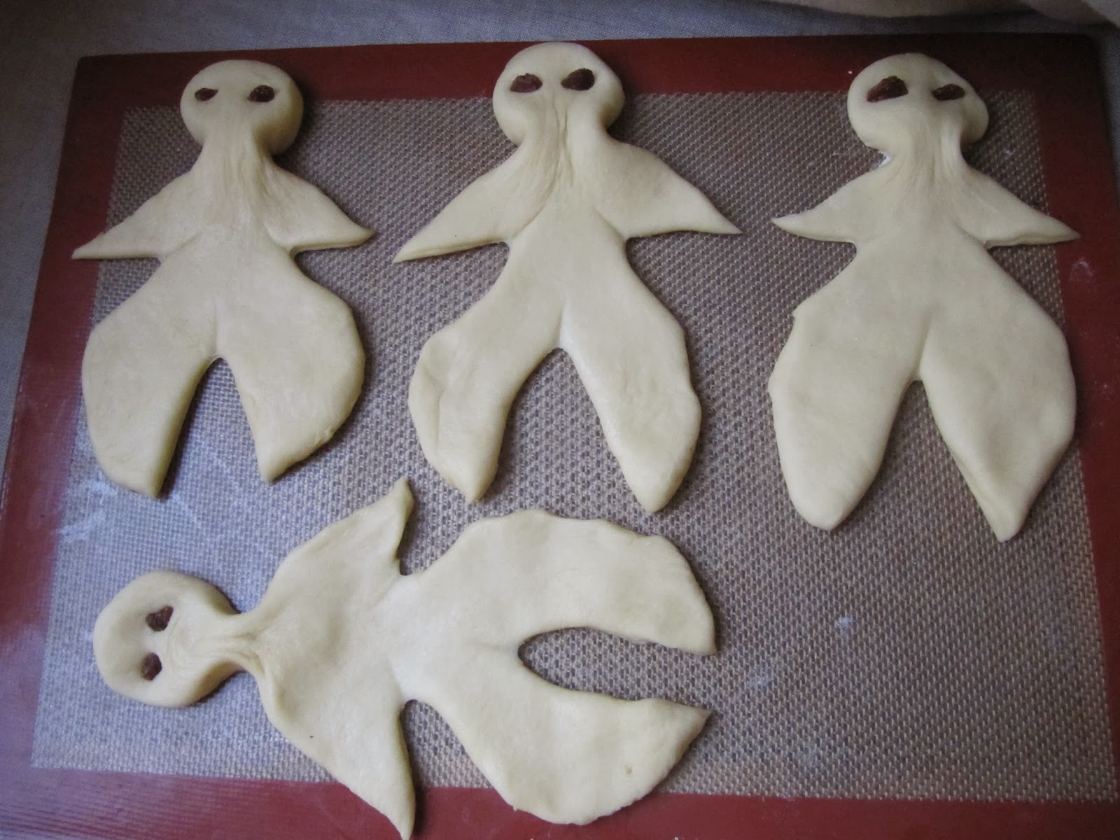 La cuisine d'ici et d'ISCA: Mannele de la Saint-Nicolas