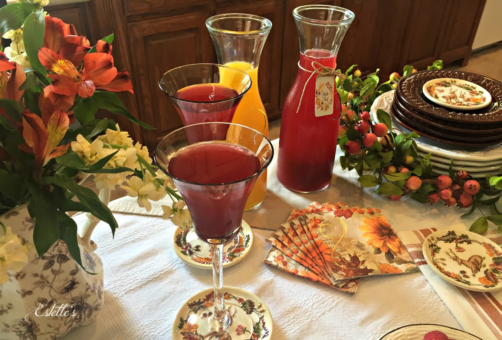 Estelle's: AN AUTUMN BRUNCH....COME GATHER AROUND OUR TABLE