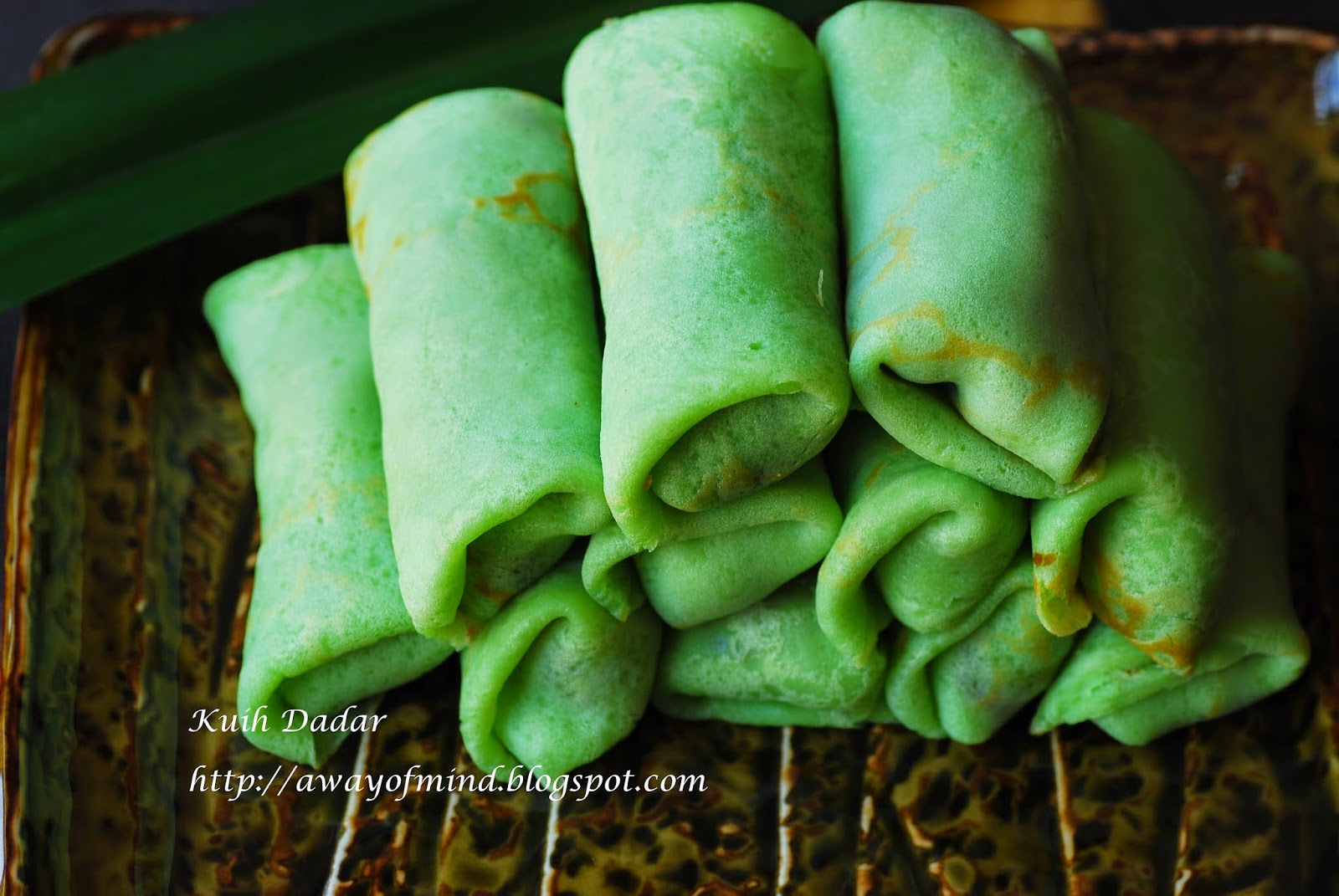 Awayofmind Bakery House: Kuih Dadar / Kuih Ketayap (Sweet Coconut Crepe ...