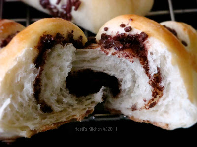 HESTI'S KITCHEN : yummy for your tummy: Choco & Cheese Bread