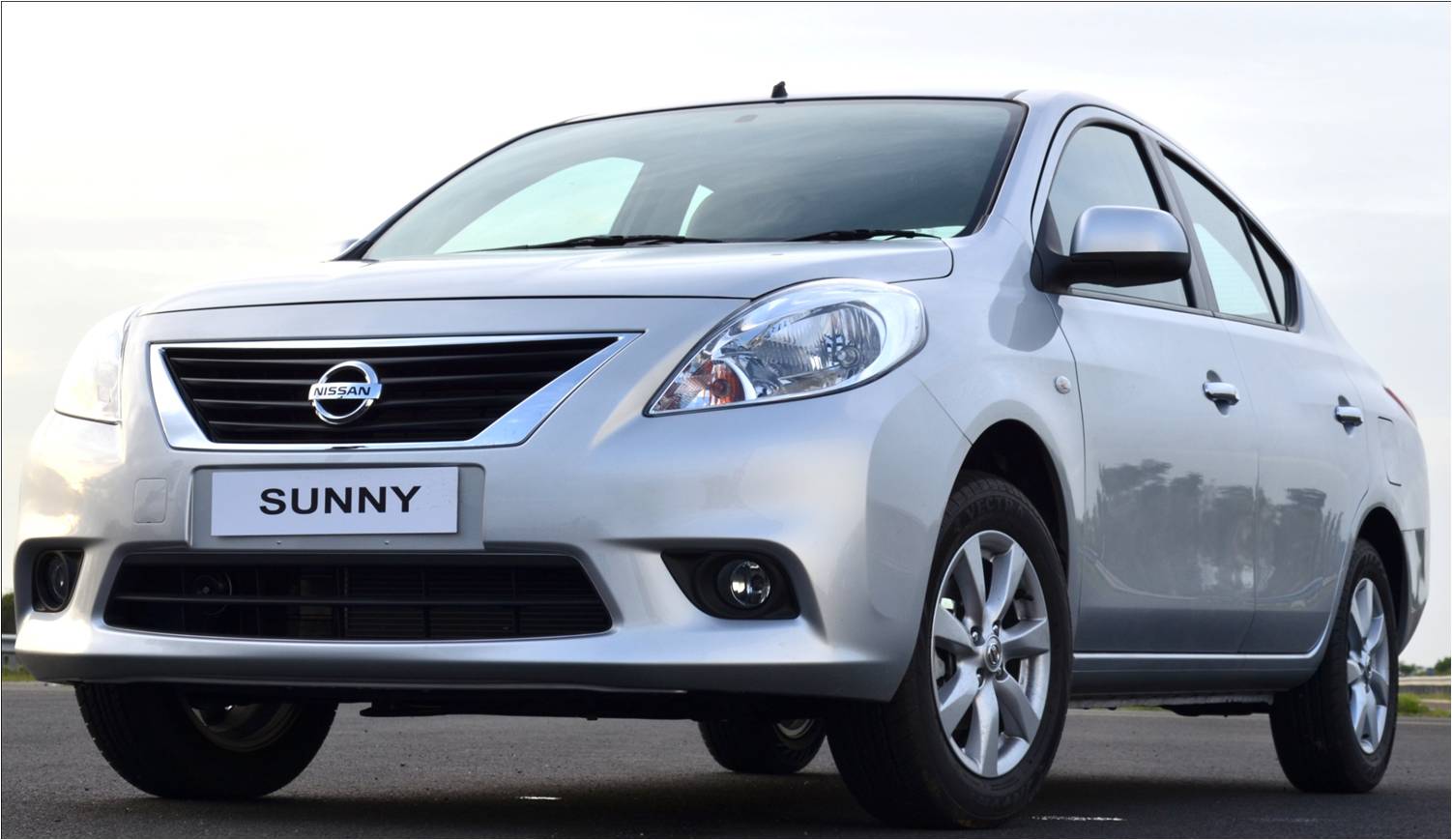 motorgaadi.qaum !!: Nissan's New Sunny