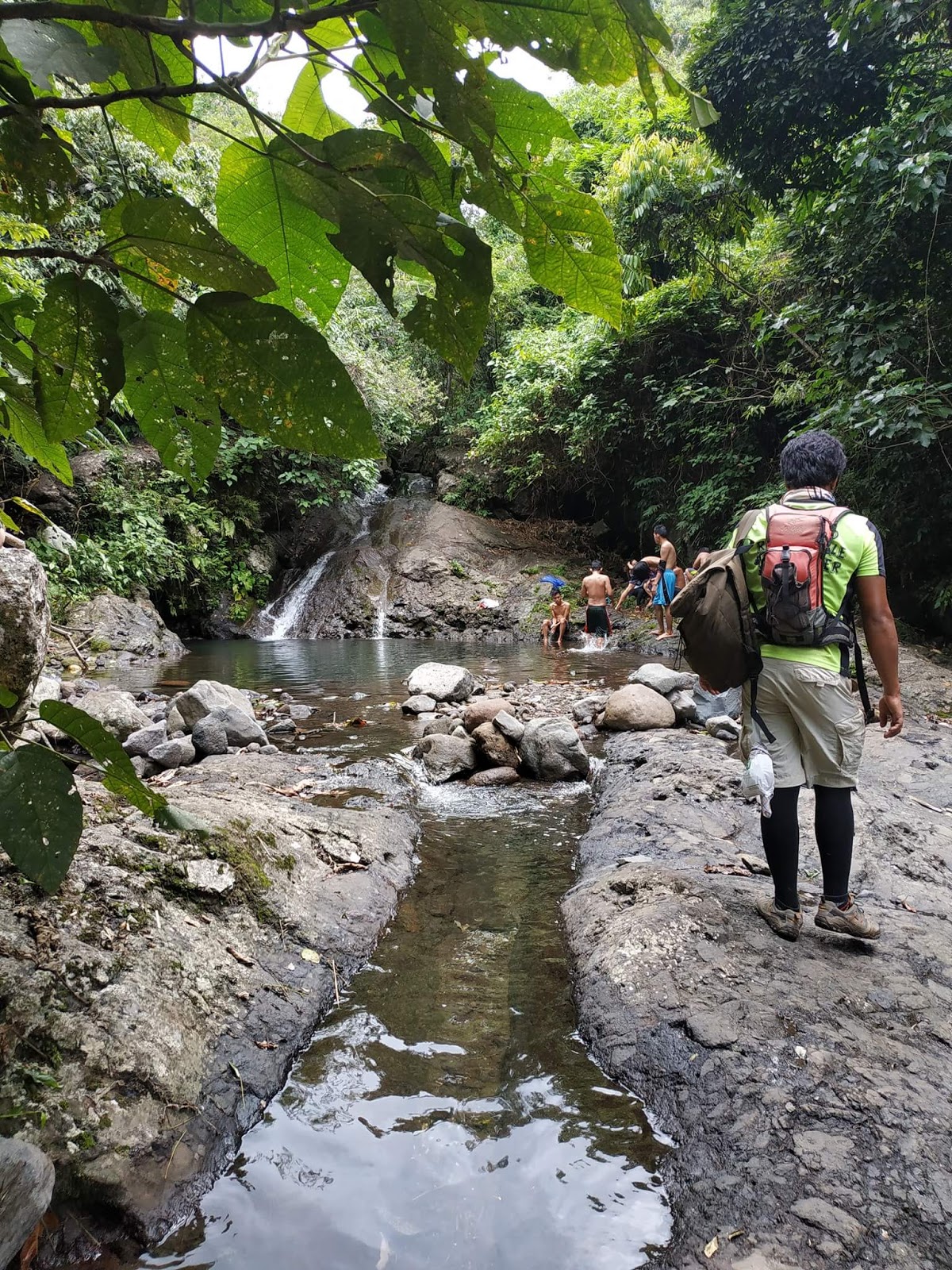 TravelBudDear: Mt. Loay, Sta. Cruz