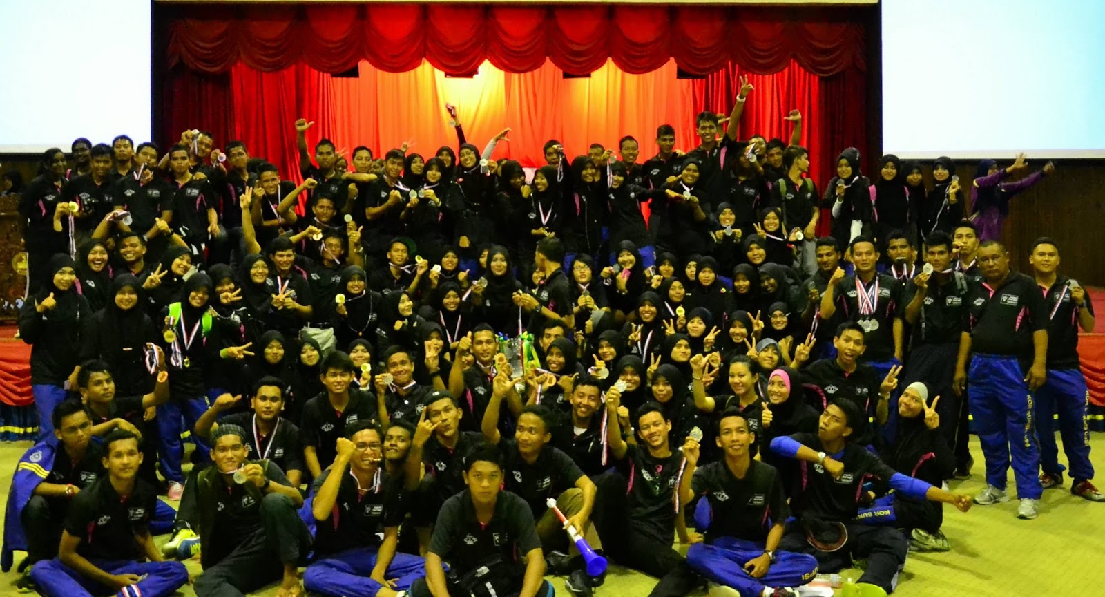 Pabila Penaku Menari: Suksis UPSI juara sukan zon utara