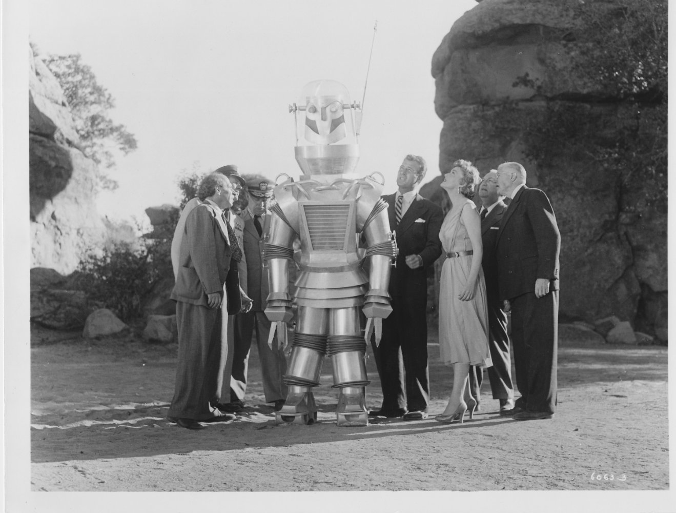 Dizzy's Wanderings & Wonderings: Wondering About Tobor the Robot.