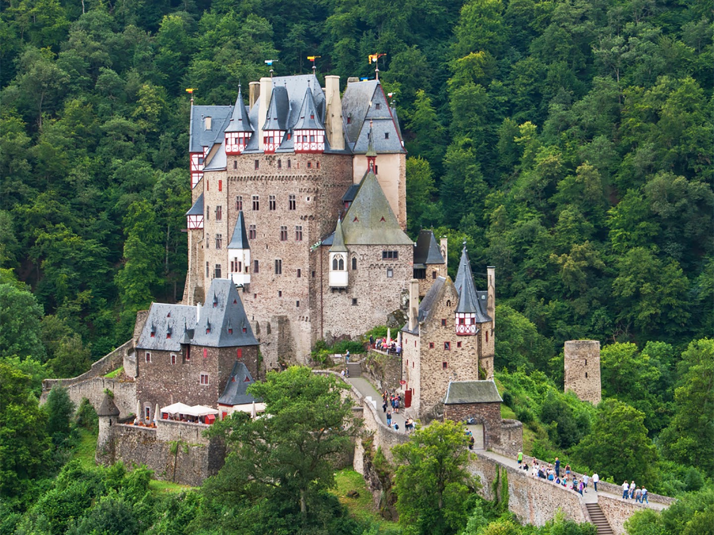 Beautiful Images and Places: Eltz Castle