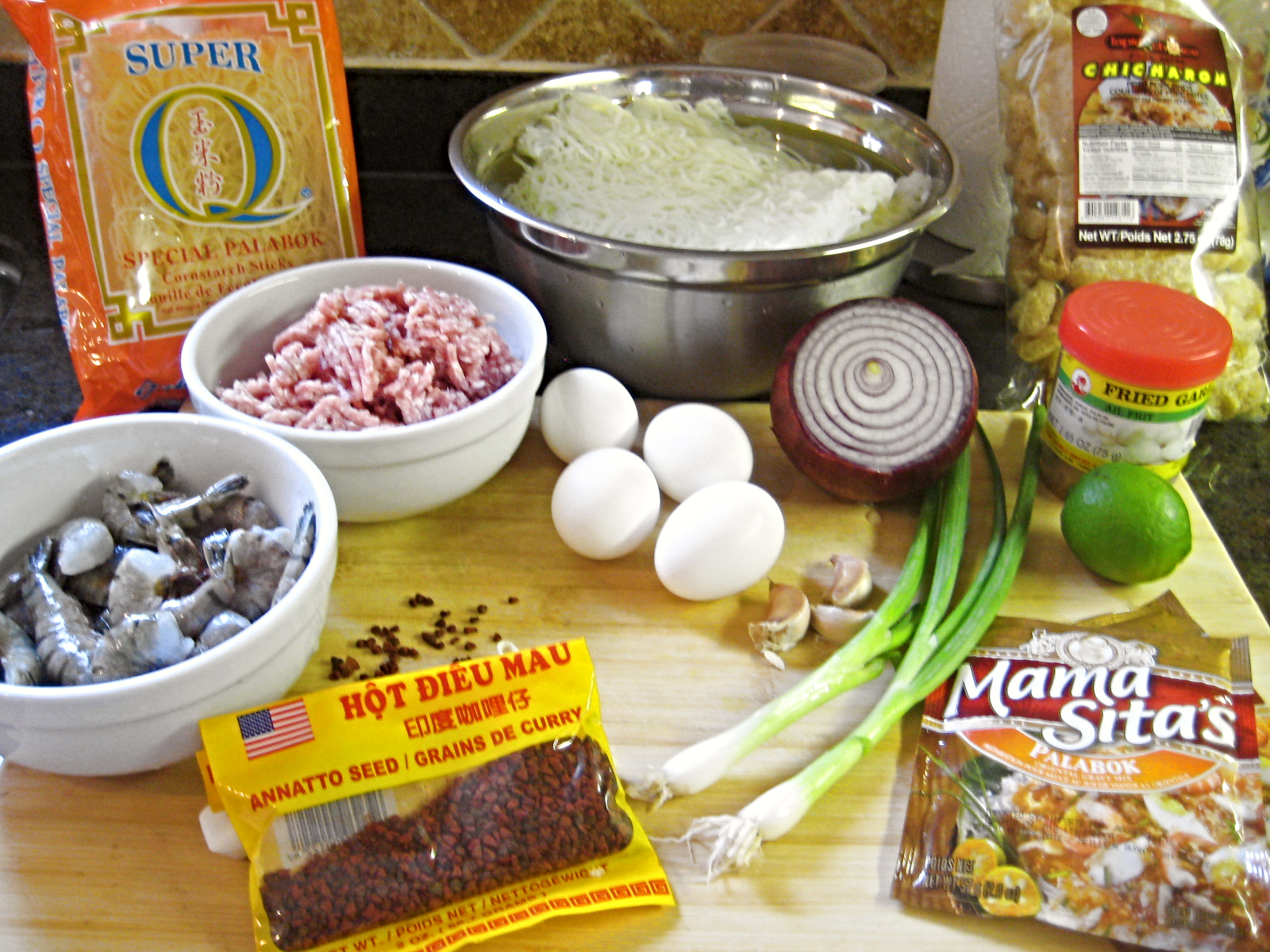 Susan's Savour-It!: Flippin' For Filipino Palabok...