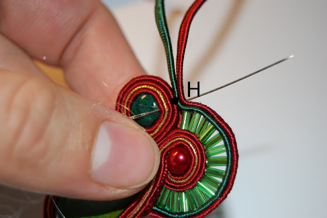 I ♥ soutache: Tutorial, or a few tips on how to create soutache earrings.
