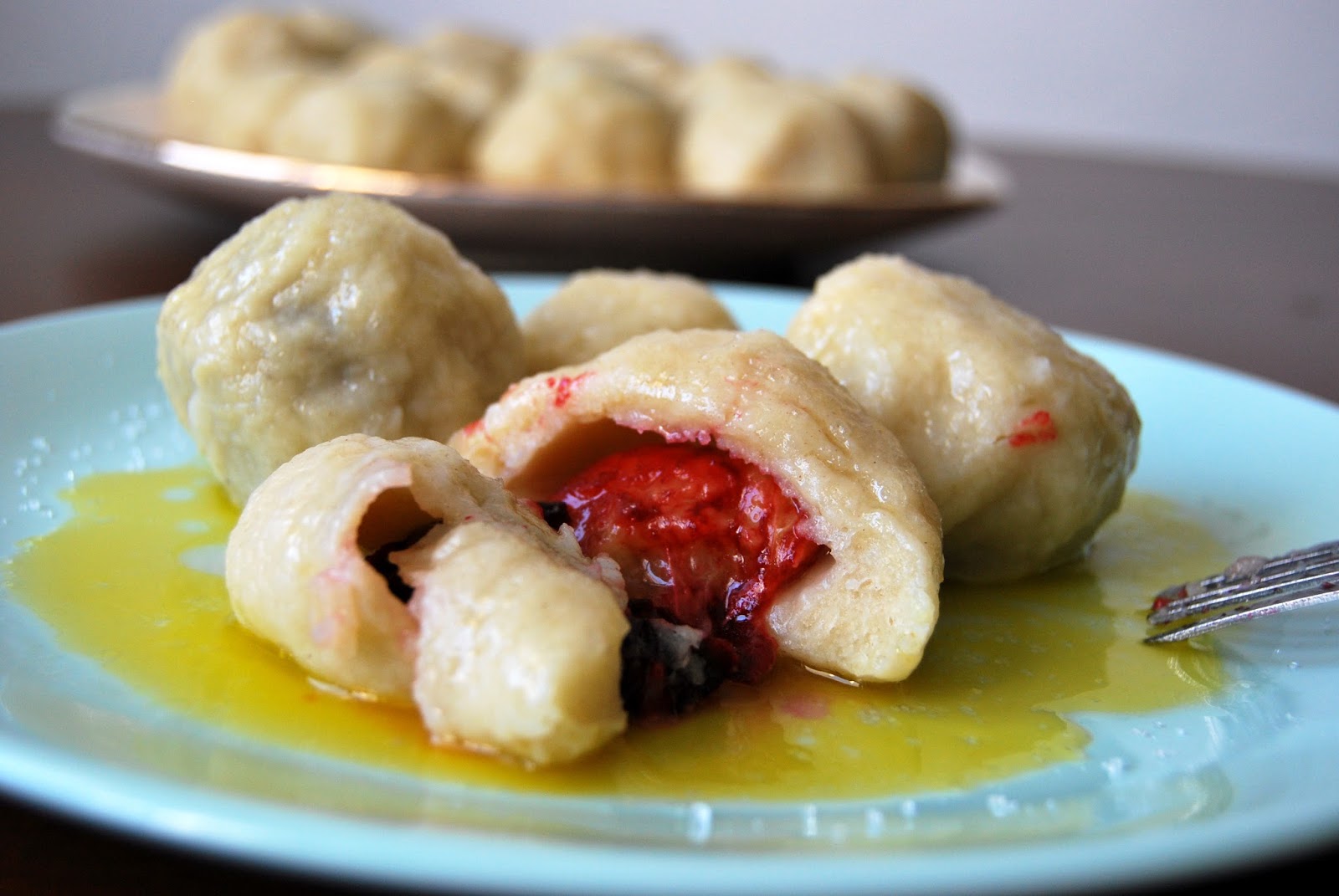 Gospodyni Miejska: Knedle ze śliwkami