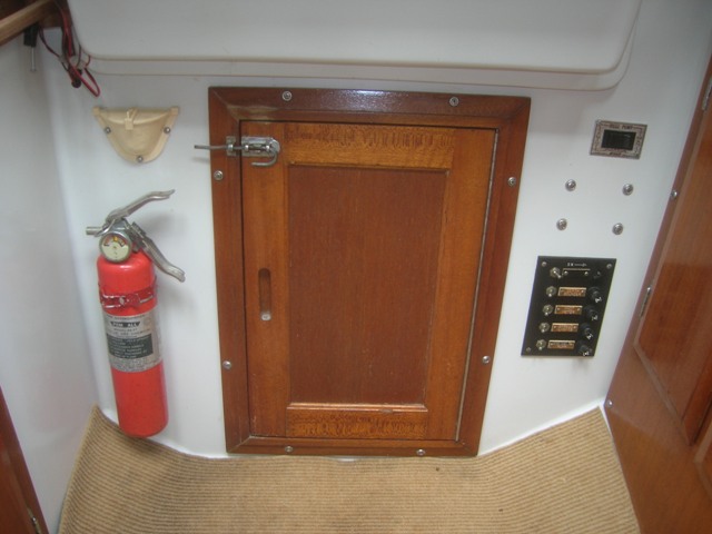 Ericson 25, Oystercatcher: Lazarette Modifications, Part 1: Analysis