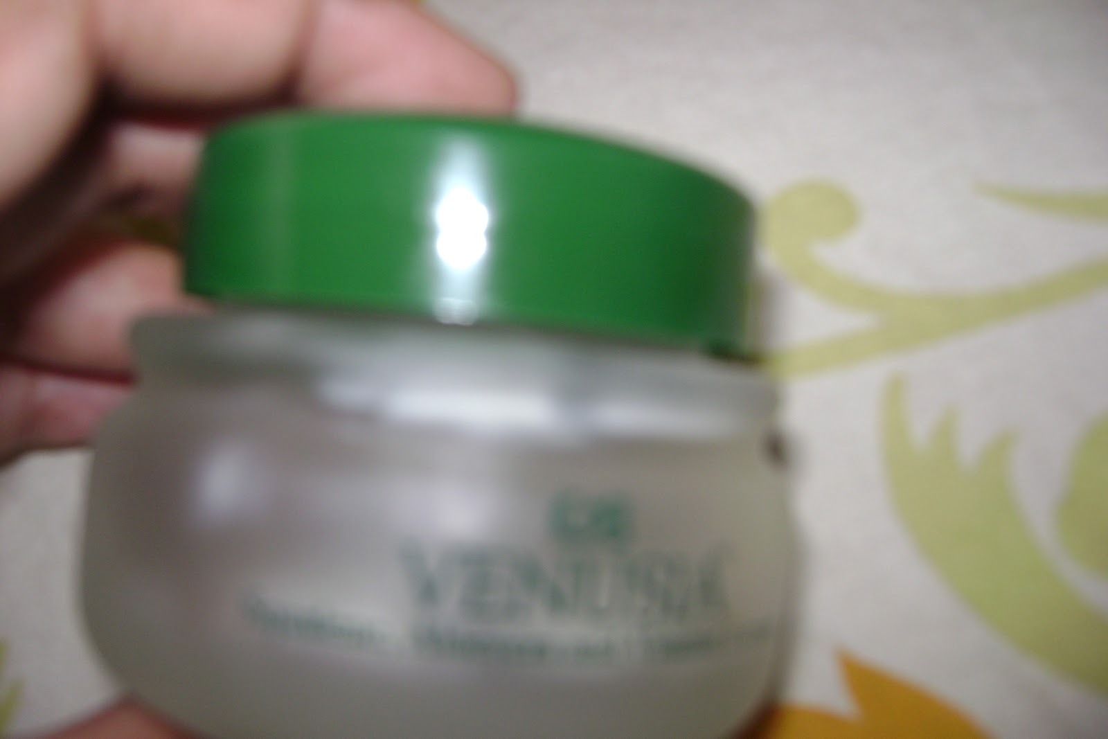 Love yourself: Venusia Cream