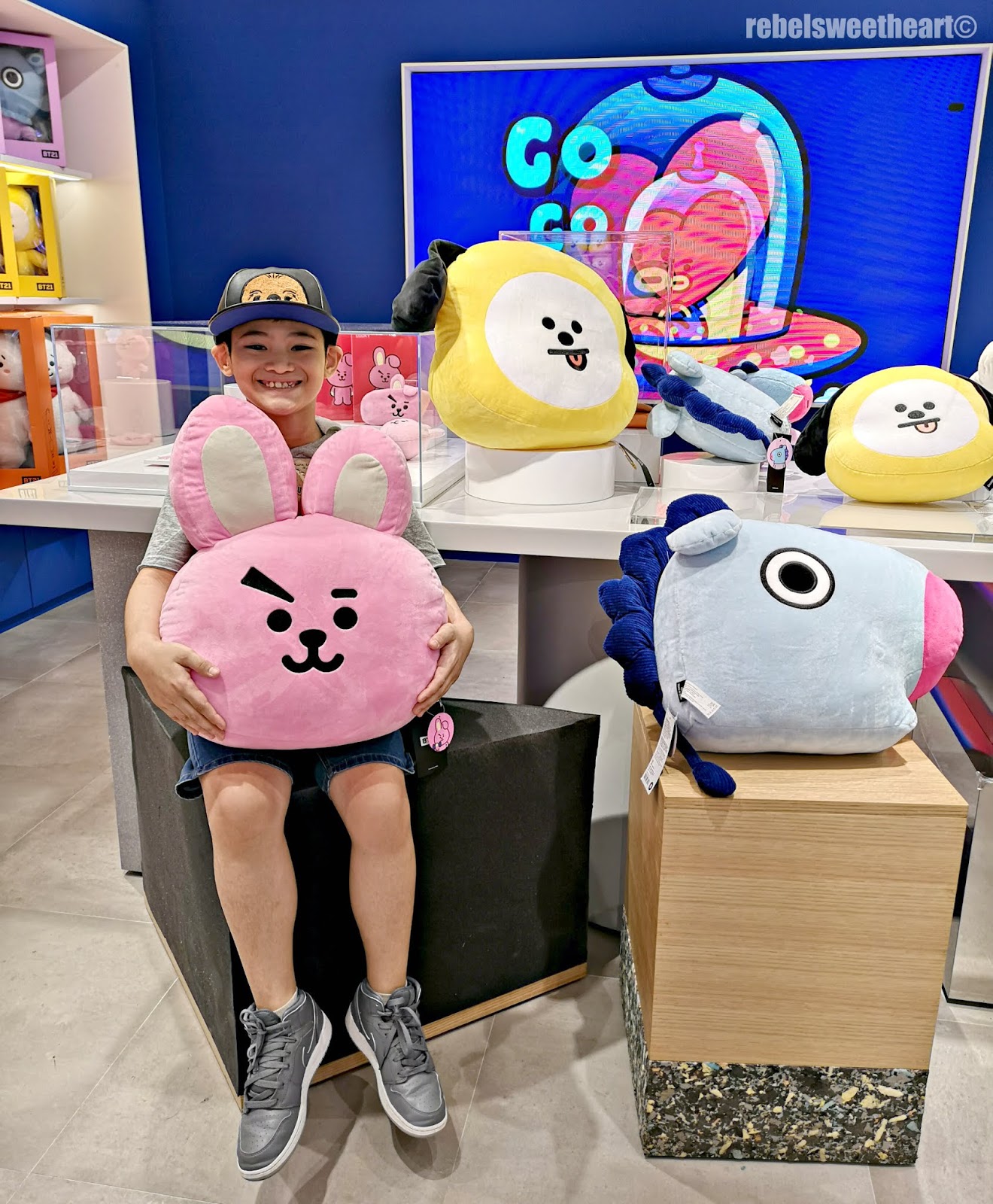 The Rebel Sweetheart.: Seoul Searching | BT21 at Line Friends Store.