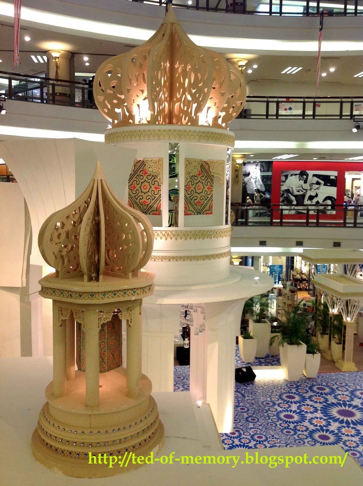 TEDTRILOGY: One Utama Shopping Centre - Hari Raya Aidilfitri Decoration