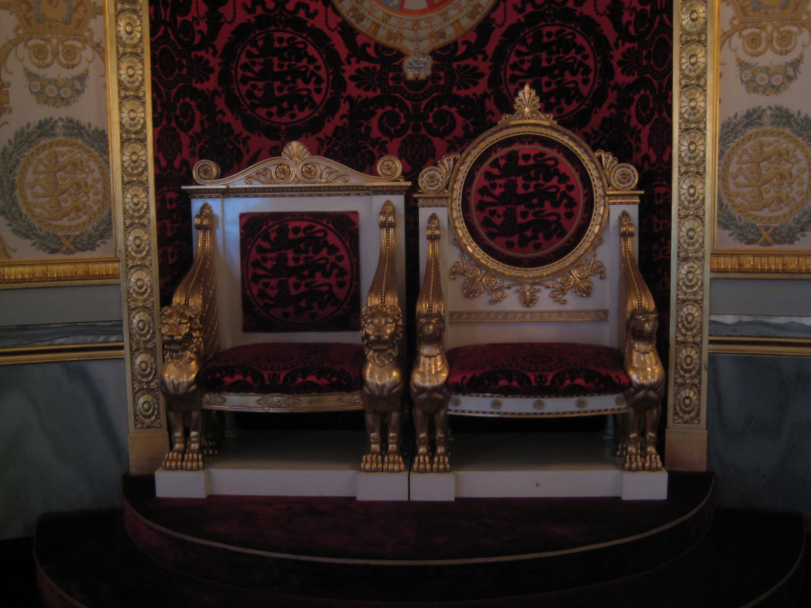 1000+ images about Royal Seats on Pinterest | King's throne, Throne ...