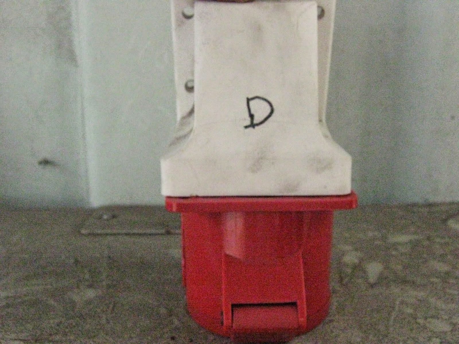 POWER PLUG COIL BURN - Reefer Container Return To Depot