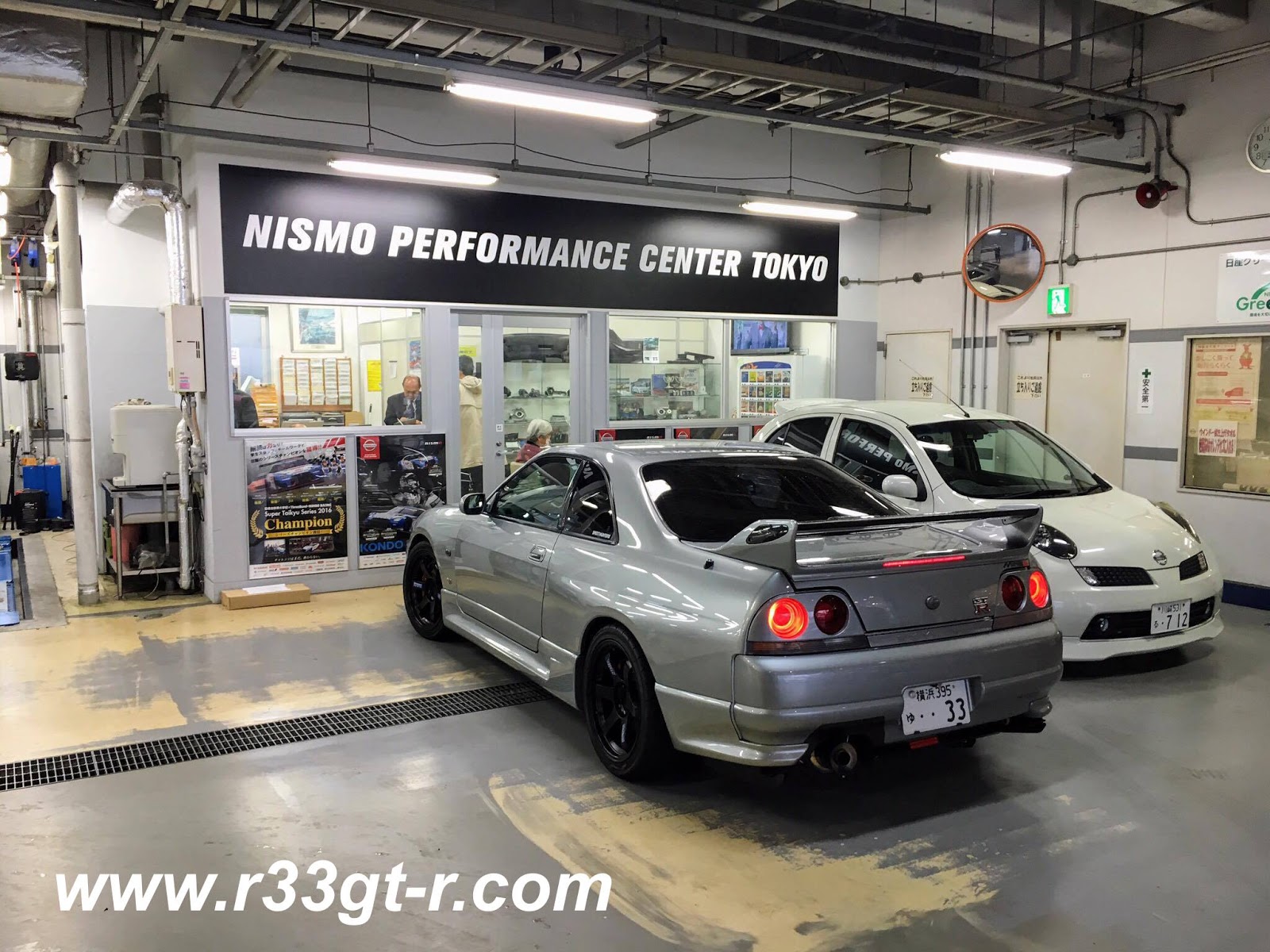 One Man's Lonely Adventures In His R33 Skyline GT-R: First Time Ever ...