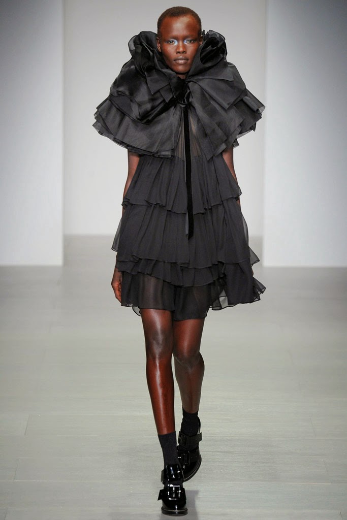 Serendipitylands: JOHN ROCHA LONDON FALL/WINTER 2014/15