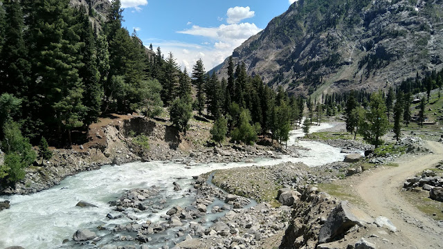 Muzzammil's Travels: June 2018: Swat - Gabral - Badhgoi Pass - Kumrat ...