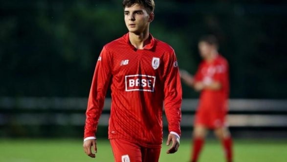 Lindon Selahi, the footballer who chose with heart to play for Albania ...