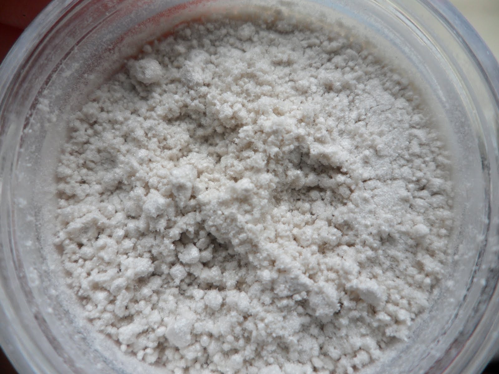 Il mio trucco nel cassetto: Review: Neve Make-up ciprie e blush