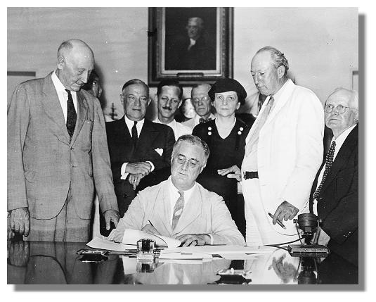 JFK + 50: FDR SIGNS SOCIAL SECURITY ACT OF 1935 JFK + 50: FDR SIGNS SOCIAL SECURITY ACT OF 1935