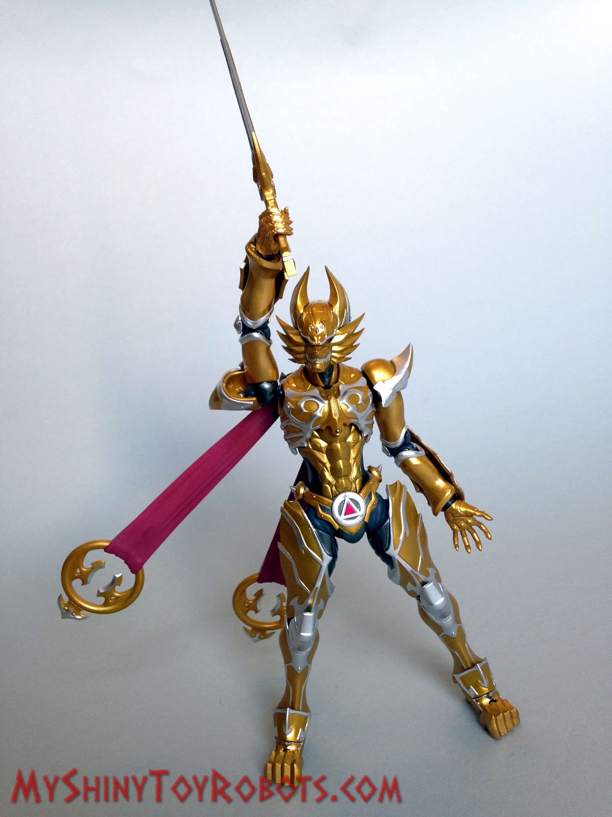 My Shiny Toy Robots: Toybox REVIEW: S.H. Figuarts Garo Leon Kokuin Ver.