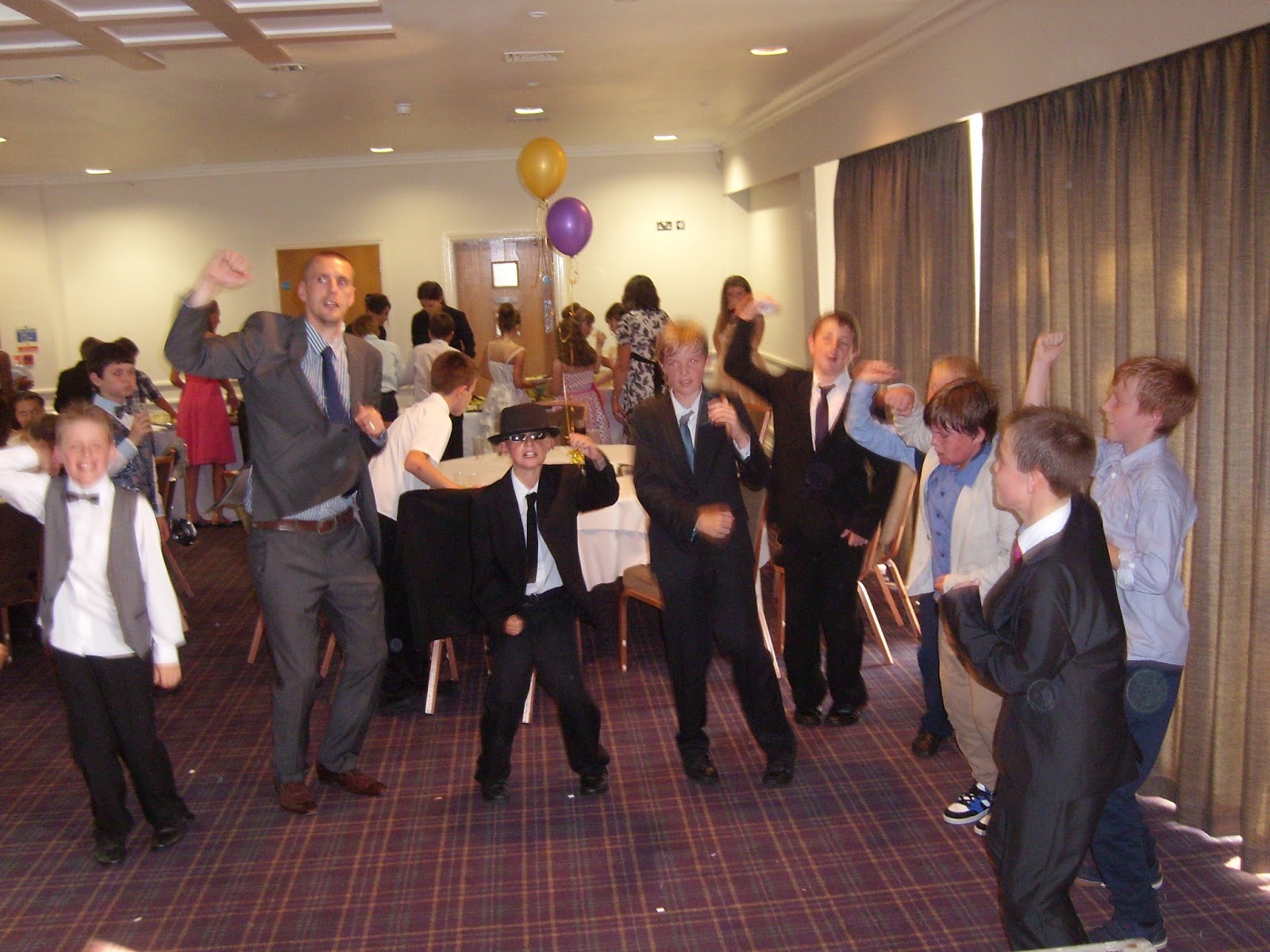 Shavington Primary School: Year 6 Prom