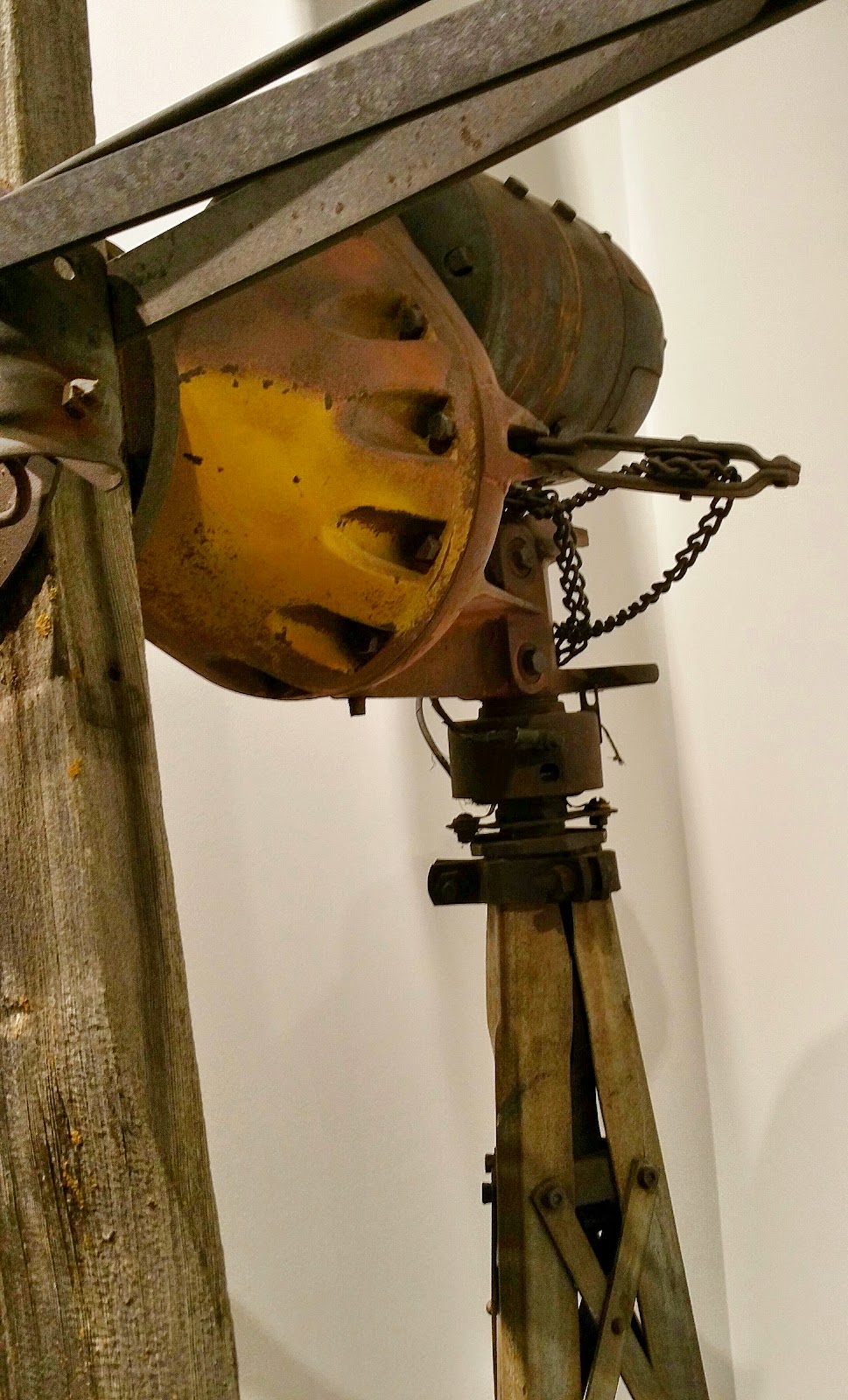 History and Culture by Bicycle: You are the Curator: Wincharger 32 Volt ...