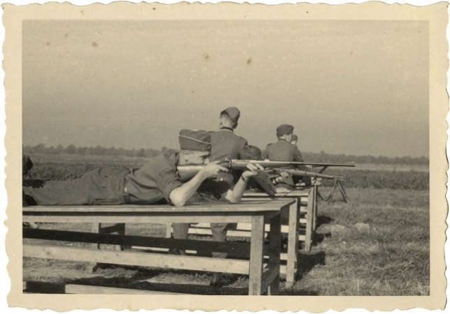 EL RINCONCILLO: Karl-Friedrich Höcker..vivió 89 años