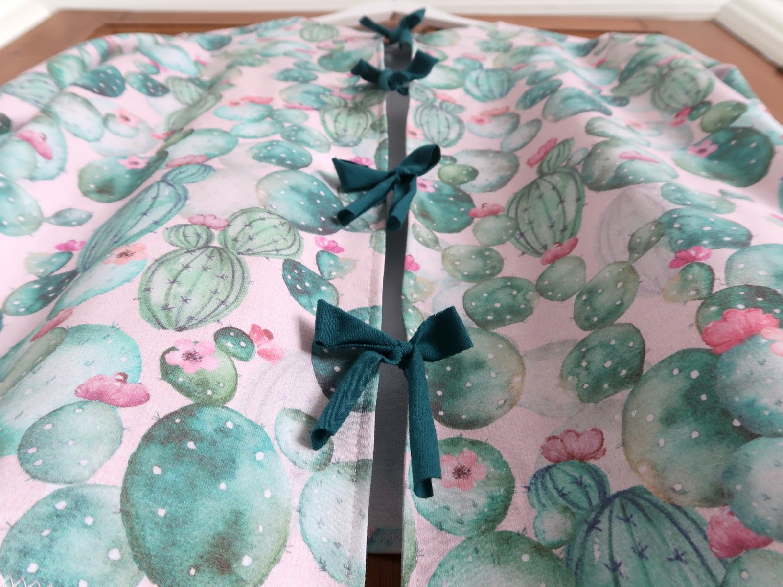 Cocowawa Chestnut Top - A Stitching Odyssey