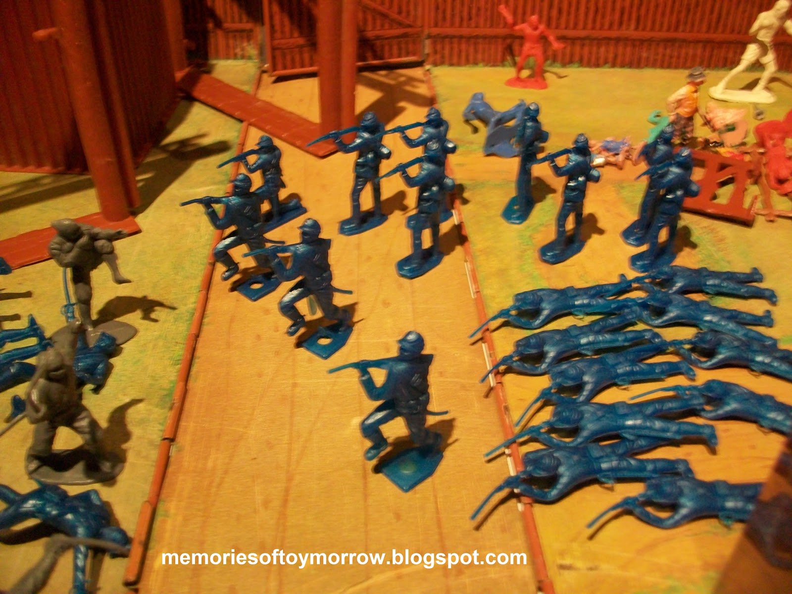 Memories of Toymorrow: My new Marx Fort Apache Playset got attacked by ...
